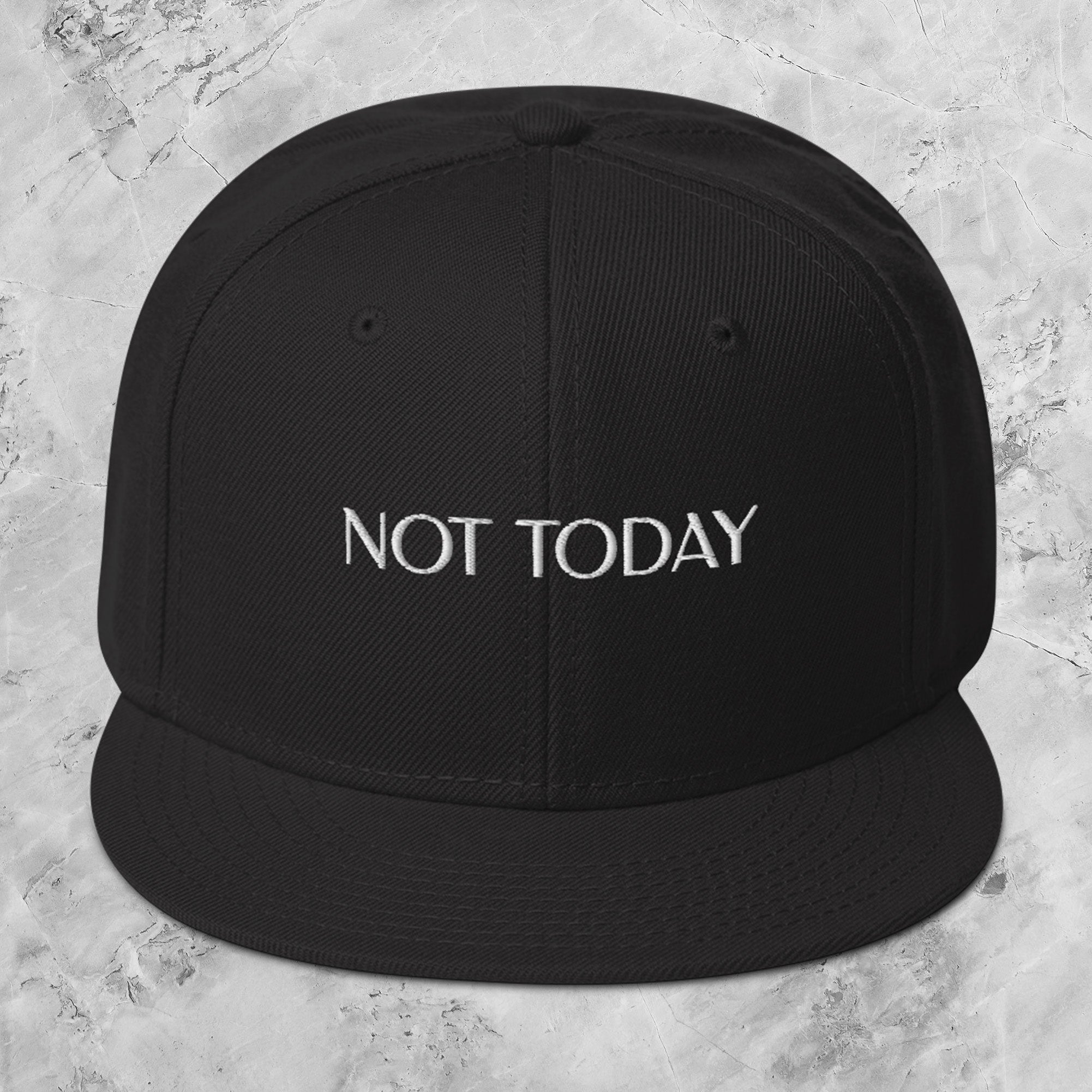 Caps